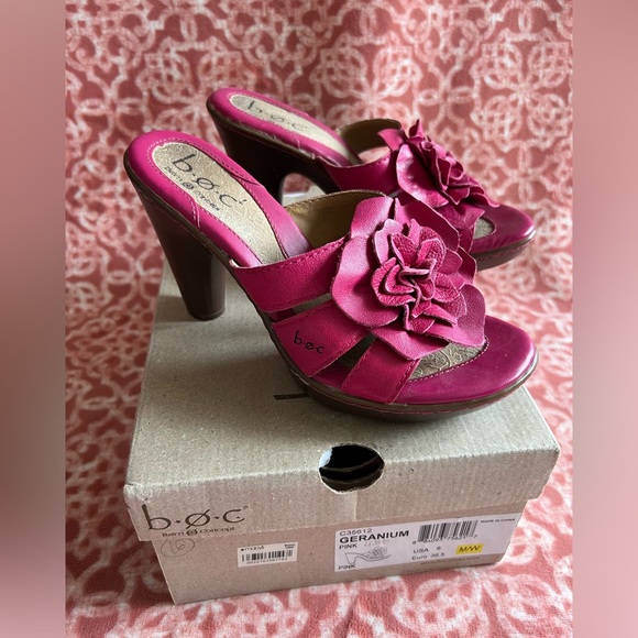 b.o.c. | Shoes | Boc Pink Heeled Sandals With Floral Accent | Poshmark